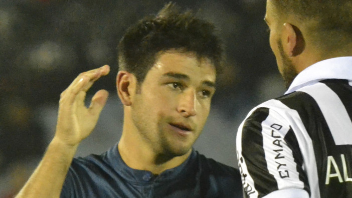Lodeiro se lesionó pero llegaría a la Copa América - Teledoce.com