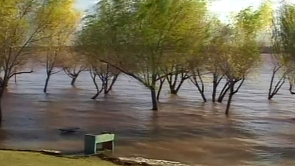 El Río Uruguay sigue creciendo y se prevé que supere las cotas de ...