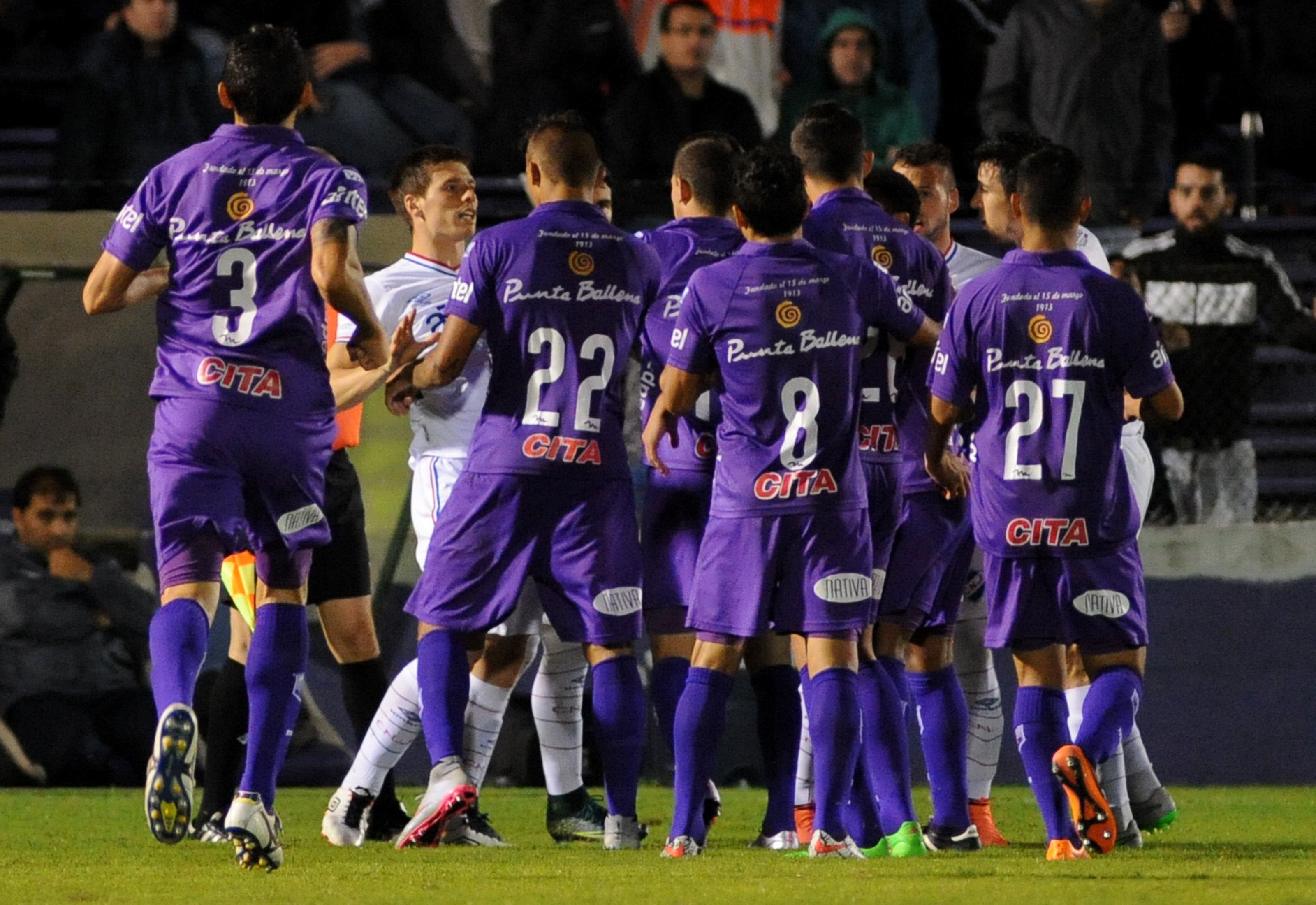 Nacional le ganó 4 a 2 a Defensor Sporting en el Franzini - Teledoce.com