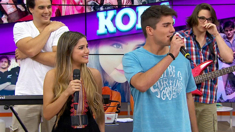 Koda cantó "Contigo" y "Conquistarte" en Desayunos Informales ...