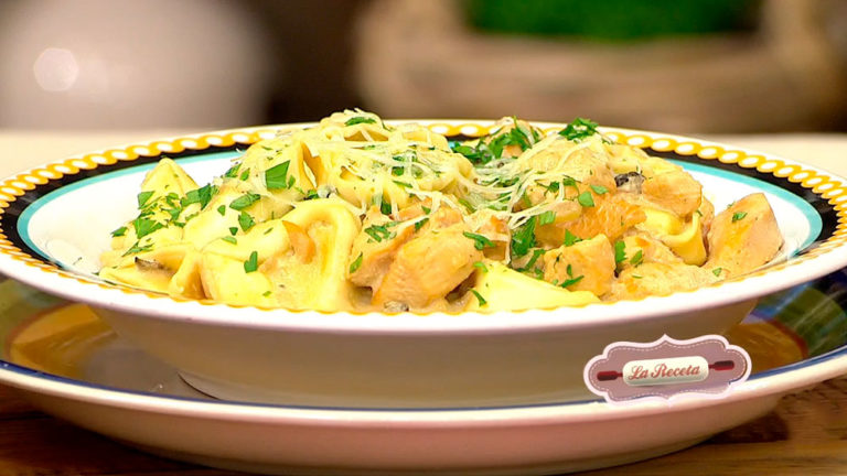 Capelletis con salsa de pollo - Teledoce.com