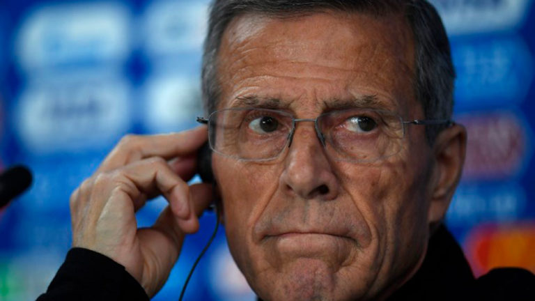 El Maestro Tabárez: "El fútbol es un vehículo destacado para llegar a ...