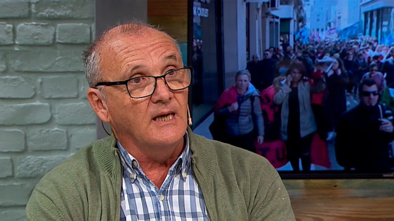 Richard Read: "Uno tiene que tener por primer objetivo que la población ...