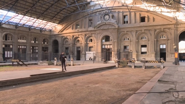 El intendente de Montevideo propuso crear en el edificio de AFE un ...