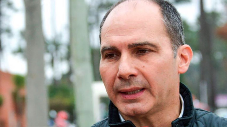 Se aprobó un exhorto para el desafuero de Daniel Bianchi, para que ...