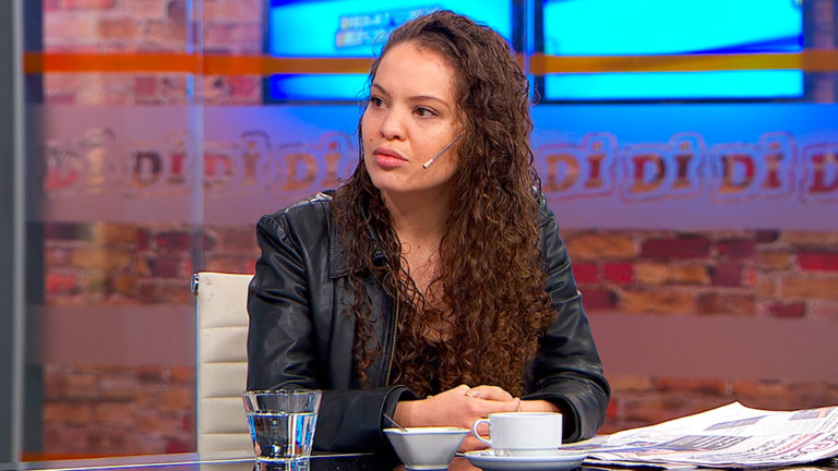 Mayra Arena, la joven argentina que habló sobre su vida en la pobreza y ...