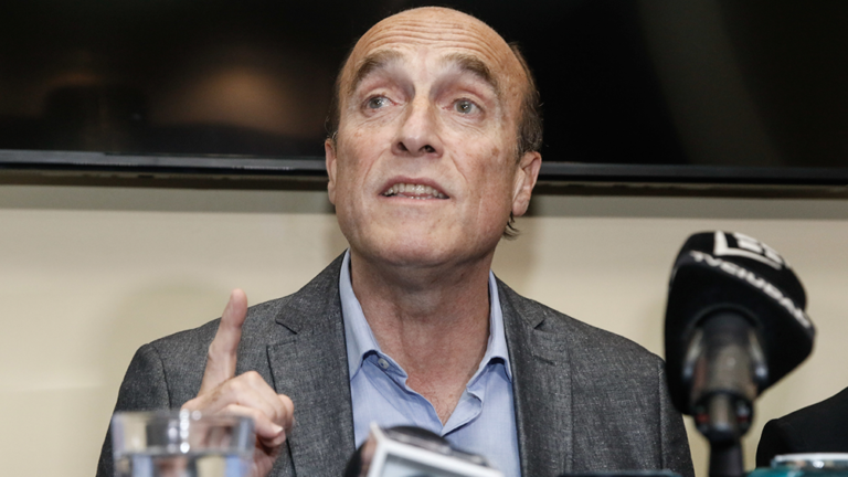 Daniel Martínez teme que se repita la crisis de 2002 si gana la ...