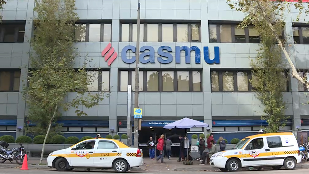 Tres funcionarios y cuatro pacientes dieron positivo a Covid-19 en el ...