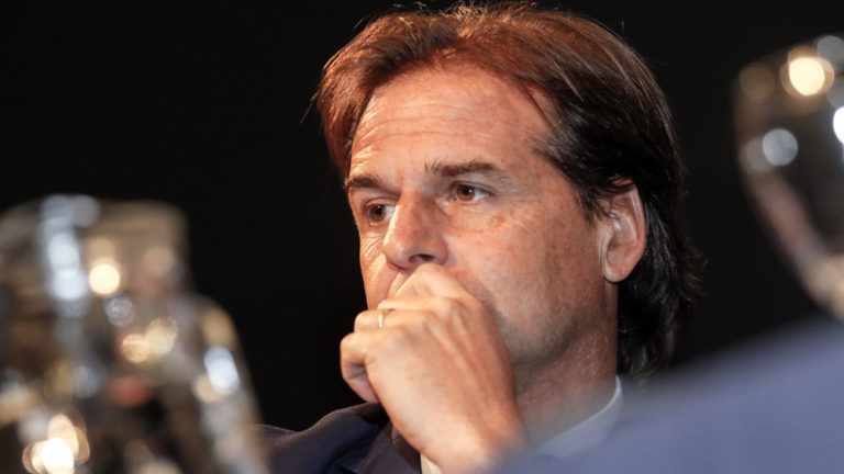 Lacalle Pou dio instrucciones para profundizar controles sanitarios en ...