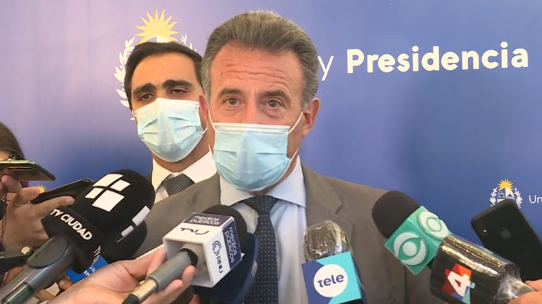 Daniel Salinas dijo que se incrementará la capacidad de testeo y se ...