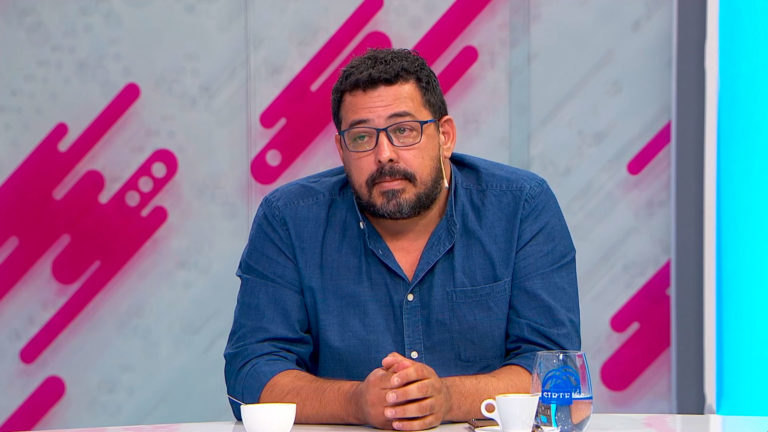 "Pacha" Sánchez criticó extensión de la conferencia por el No: "La del ...