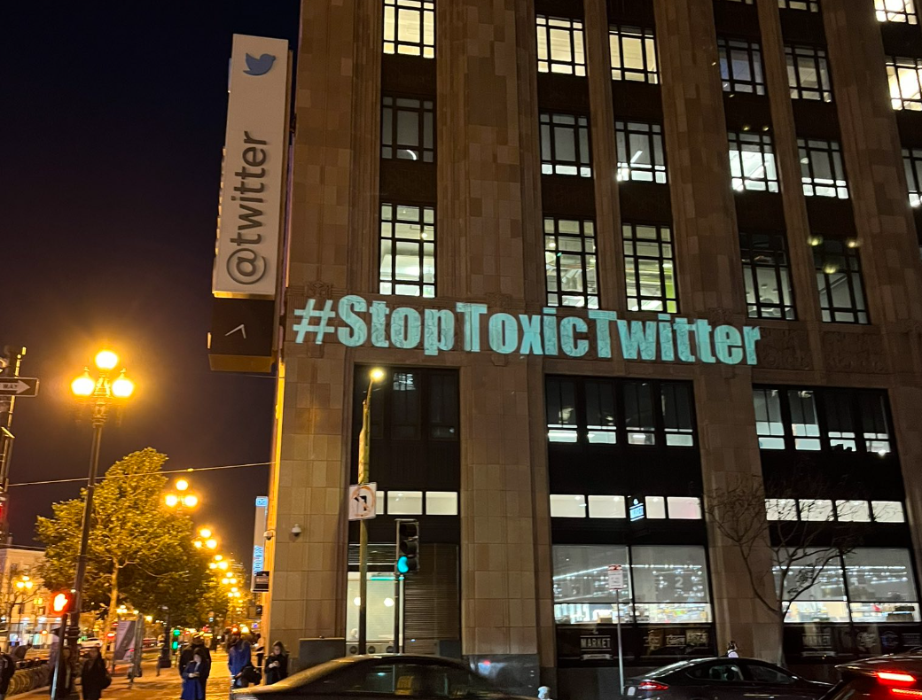 Tensión en la interna de Twitter: cientos de empleados renunciaron y la ...