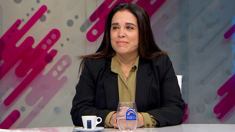 Diputada del PC propone exonerar impuestos a productos de higiene ...