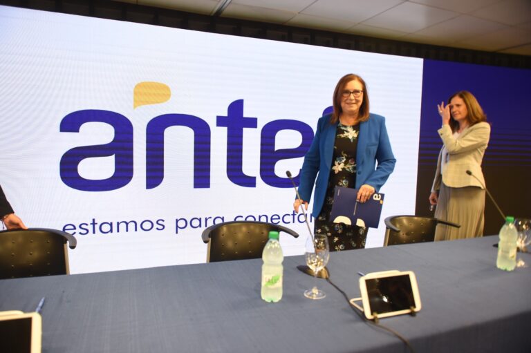 Annabela Suburú asumió la presidencia de Antel: "Cada vez hay más ...