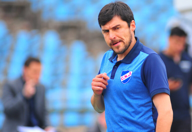 Pese a la negativa inicial, Nacional vuelve apuntar a Alexander Medina ...